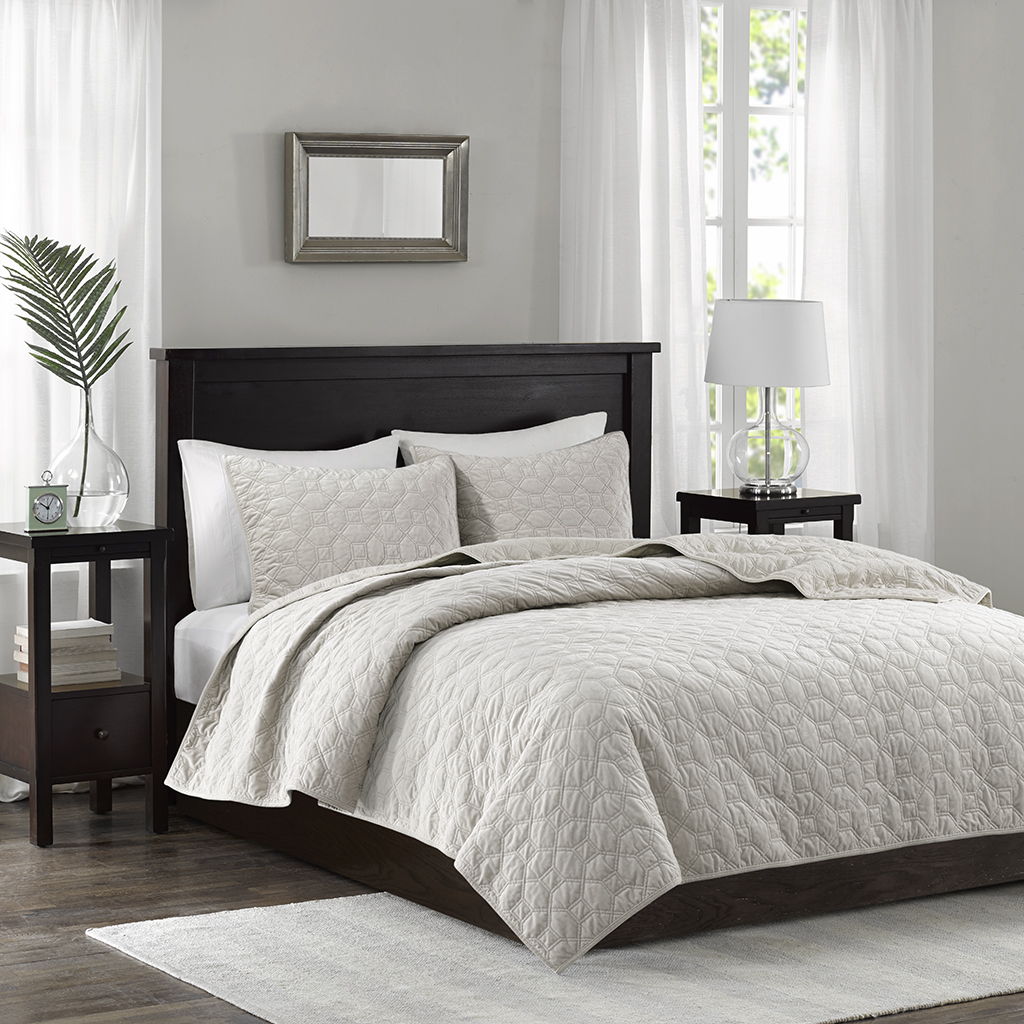 Harper - Reversible 3 Piece Coverlet Set - Ivory | Simple Home Plus